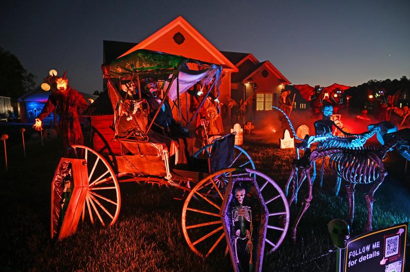 Milton Haunted House Scares Up Crowds - Old Crow Manor